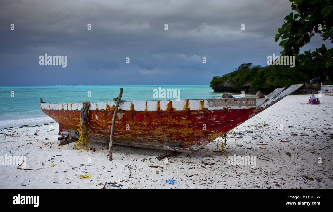 Dau boat hi-res stock photography and images - Alamy
