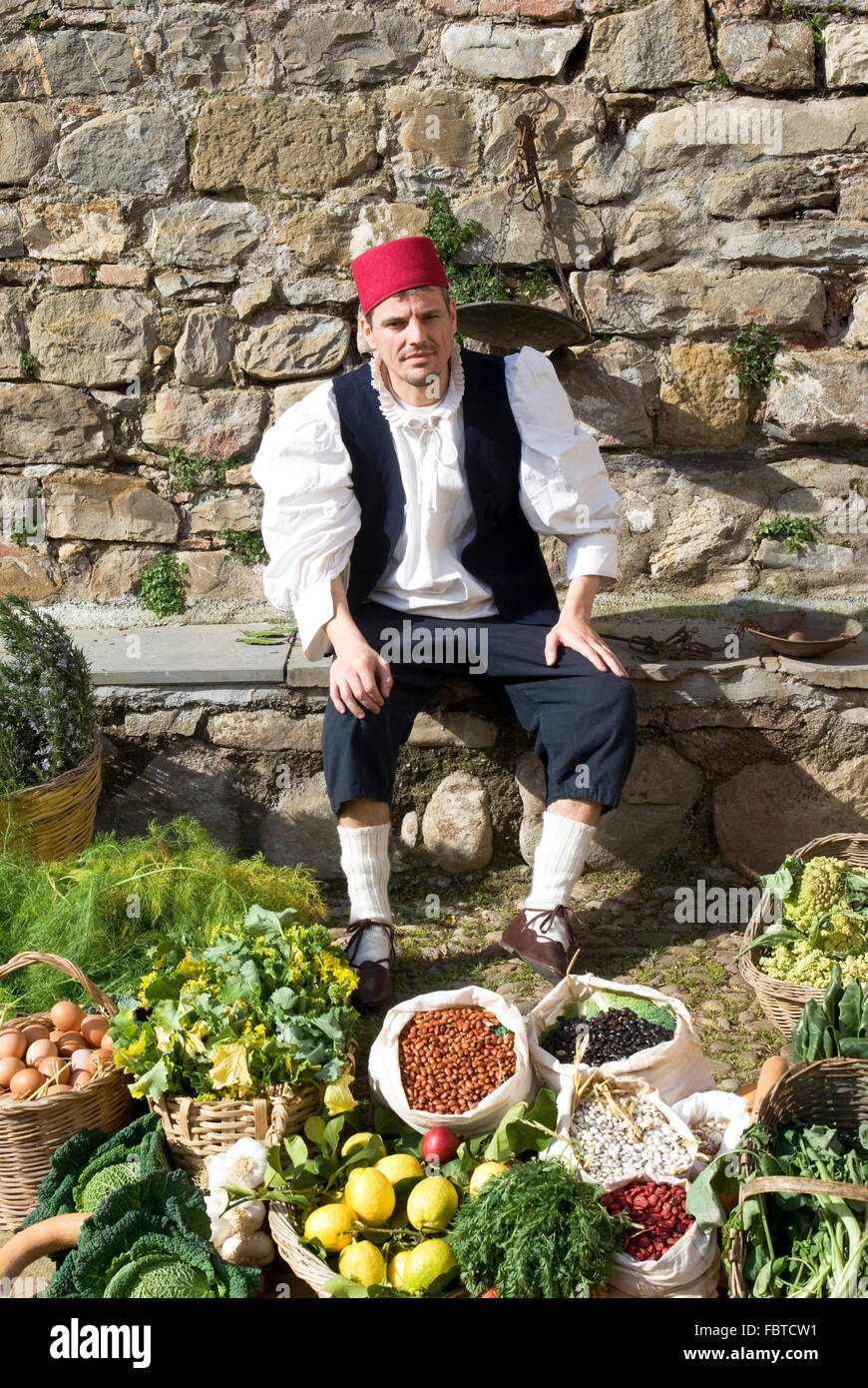 Italy market middle ages hi-res stock photography and images - Alamy