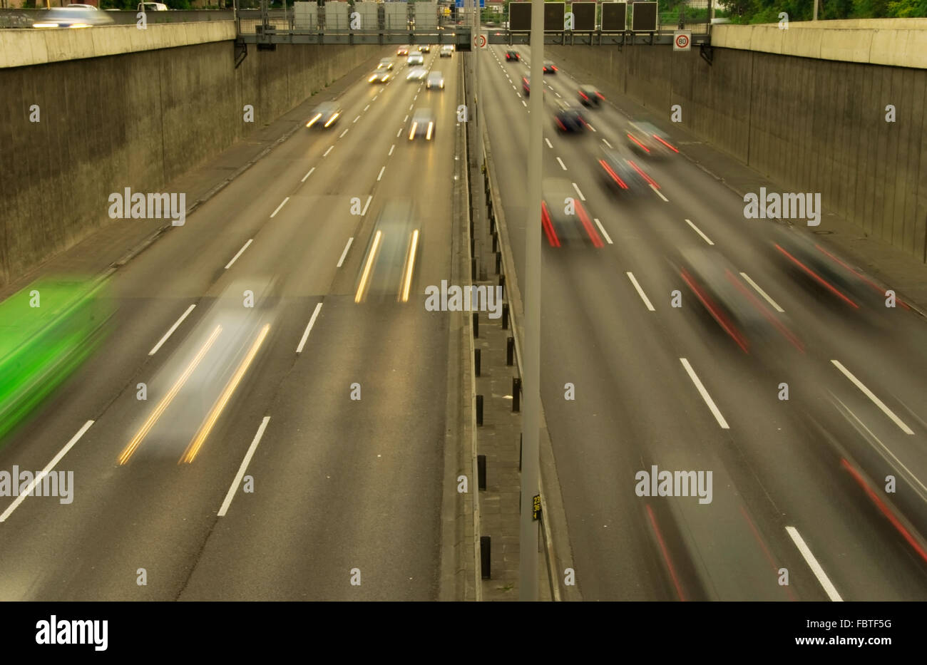 Traffic r hi-res stock photography and images - Alamy