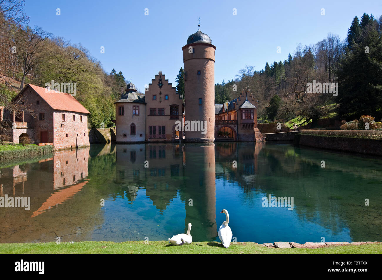 Schloss mespelbrunn hi-res stock photography and images - Alamy