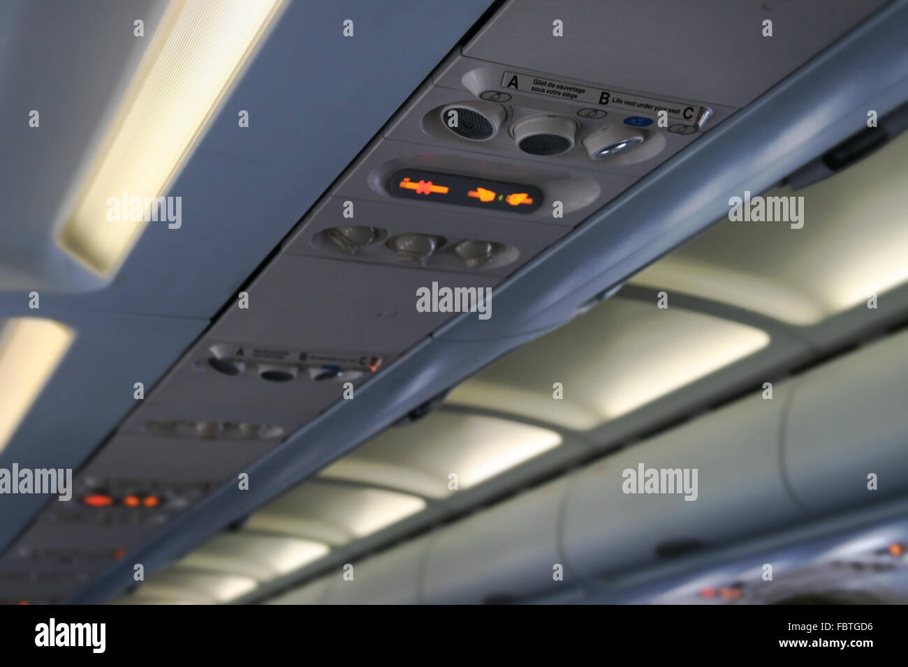 Airplane cabin ceiling Stock Photo - Alamy