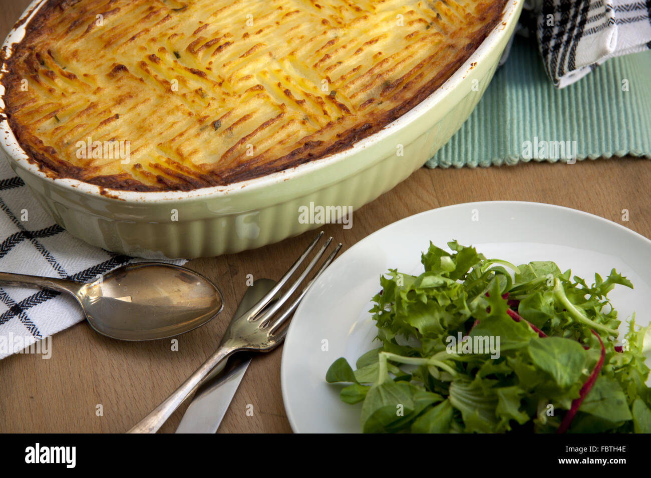 Meat pie hi-res stock photography and images - Alamy