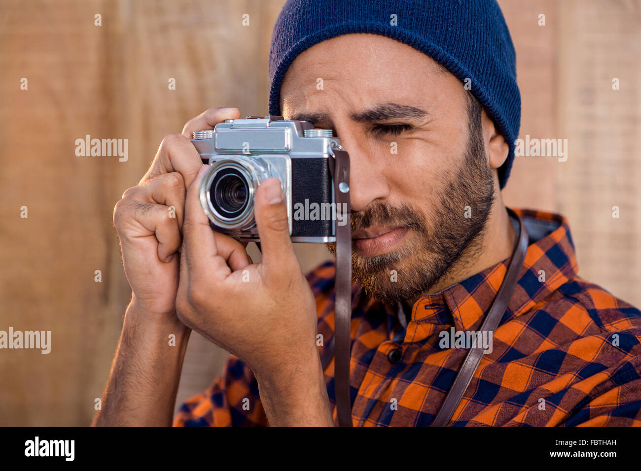 Through the camera lens hi-res stock photography and images - Alamy