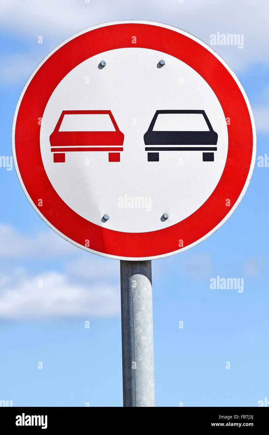 Blank speed limit sign hi-res stock photography and images - Alamy