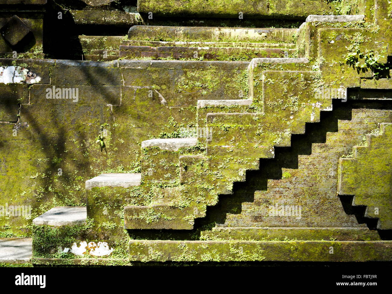 Temples steps hi-res stock photography and images - Alamy