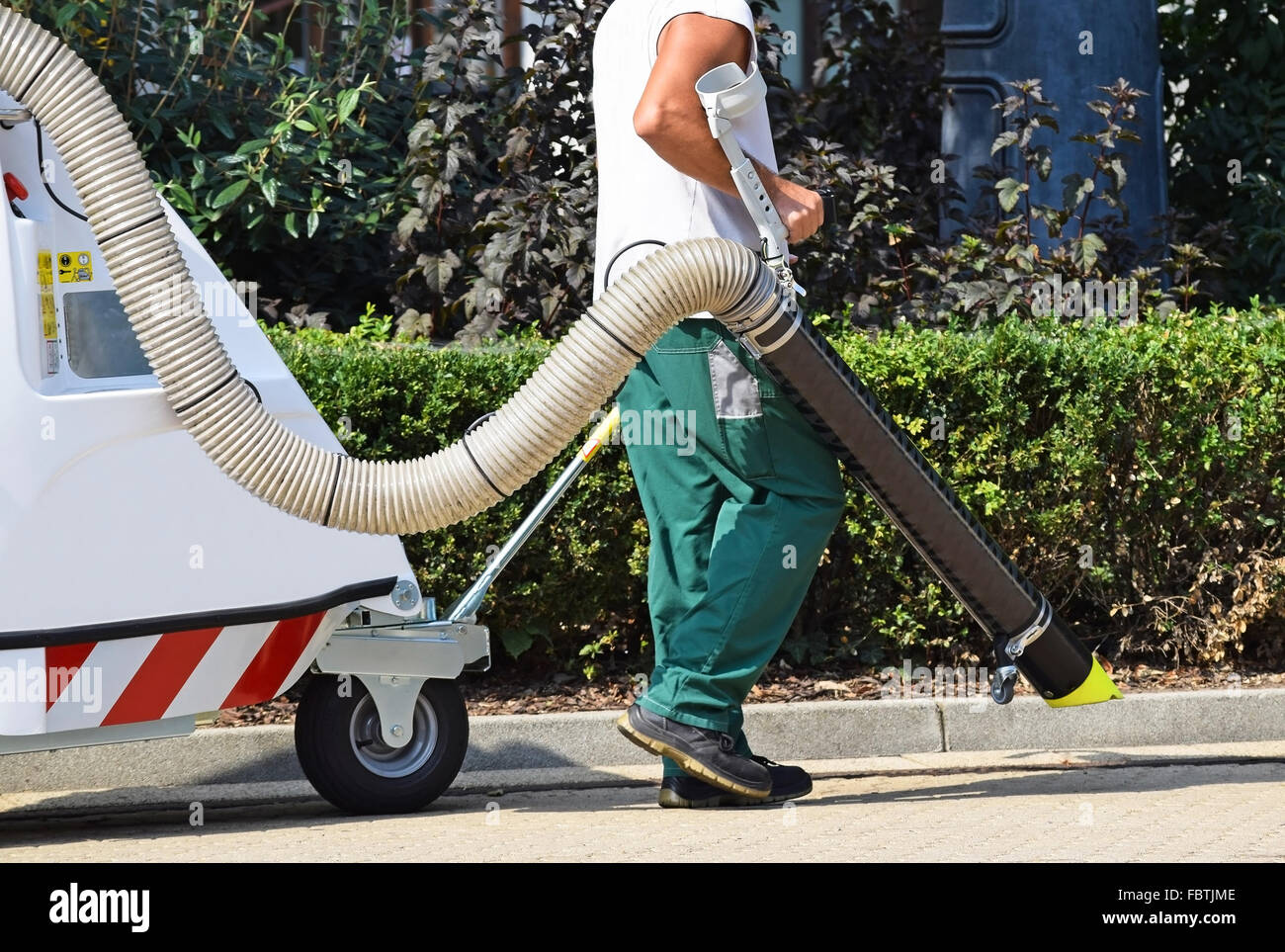 Manual street cleaning hi-res stock photography and images - Alamy