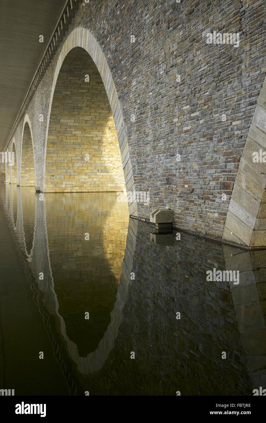 Highway bridge dam Pöhl Stock Photo - Alamy