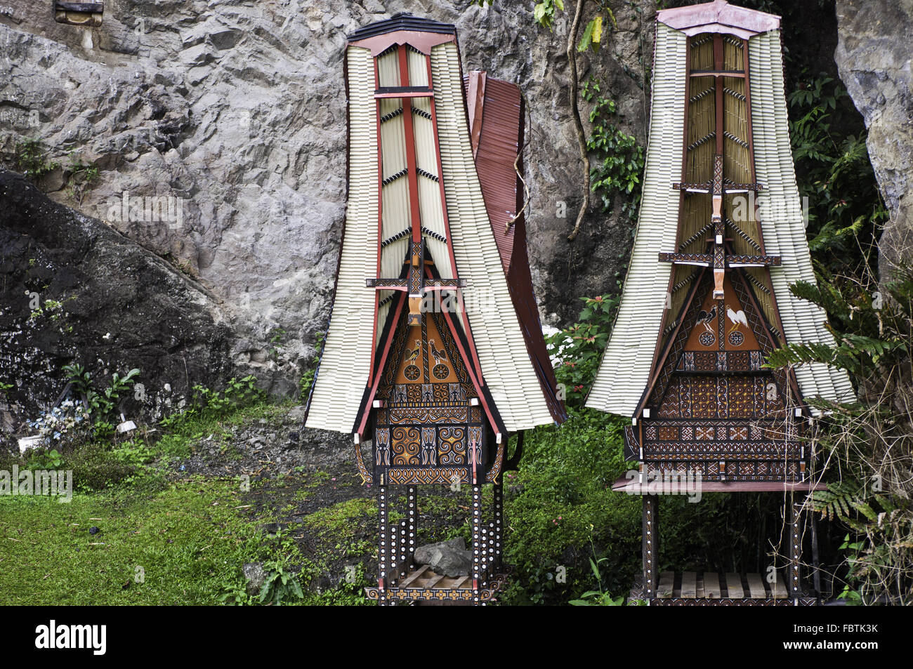Toraja wood carving hi-res stock photography and images - Alamy