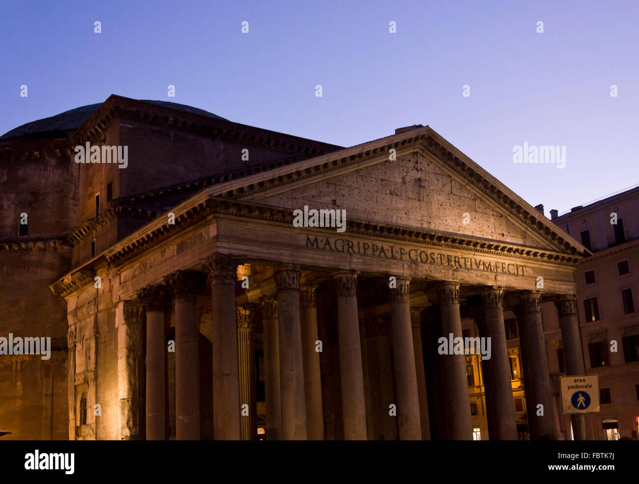 Twilight in rome hi-res stock photography and images - Alamy