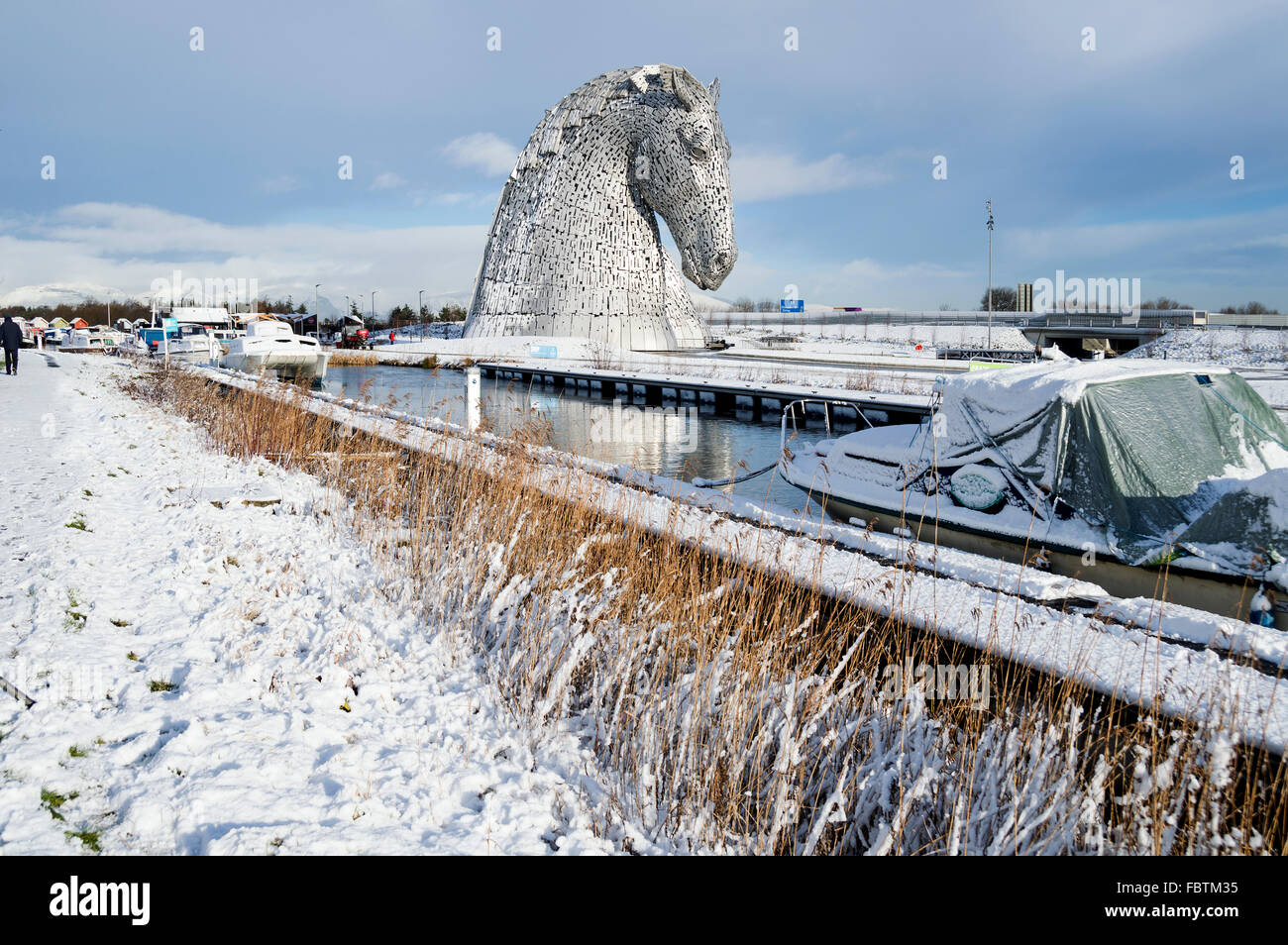 Kelpies in winter snow, Helix Park, Falkirk, Scotland, UK Stock Photo ...