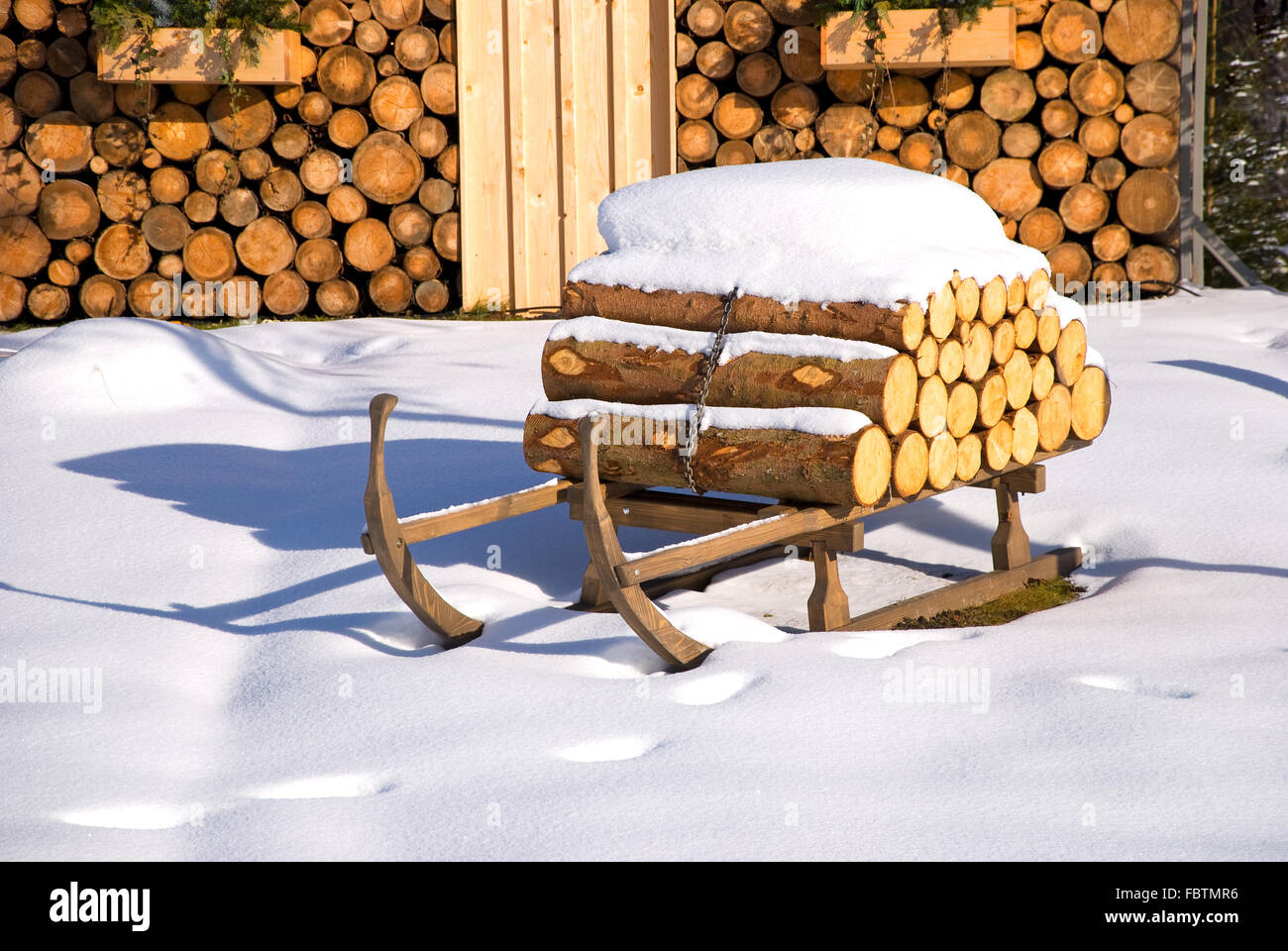 Christmas hut hi-res stock photography and images - Alamy