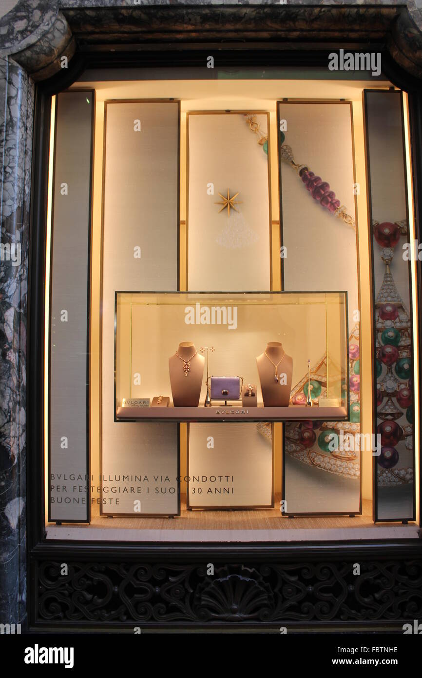 Bvlgari store window display hi-res stock photography and images - Alamy