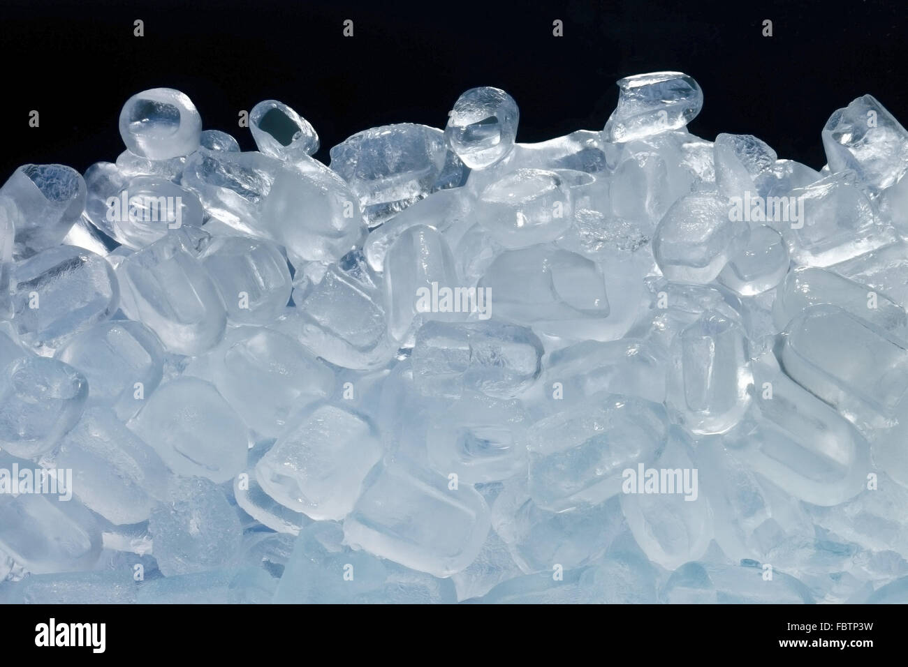 Ice block background hi-res stock photography and images - Alamy