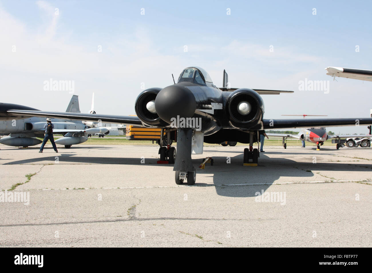 Cf 100 hi-res stock photography and images - Alamy