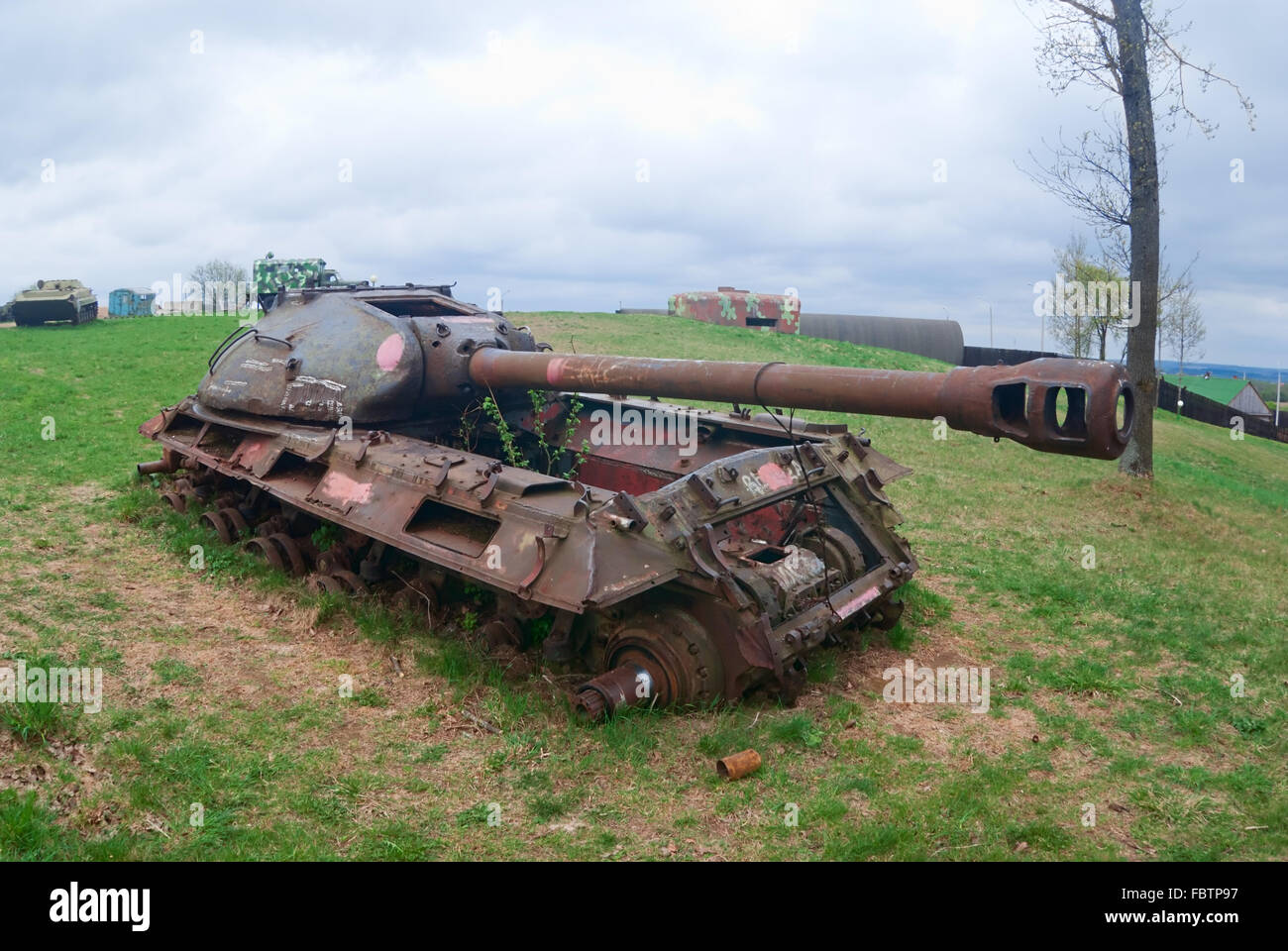 Abandoned tank hi-res stock photography and images - Alamy