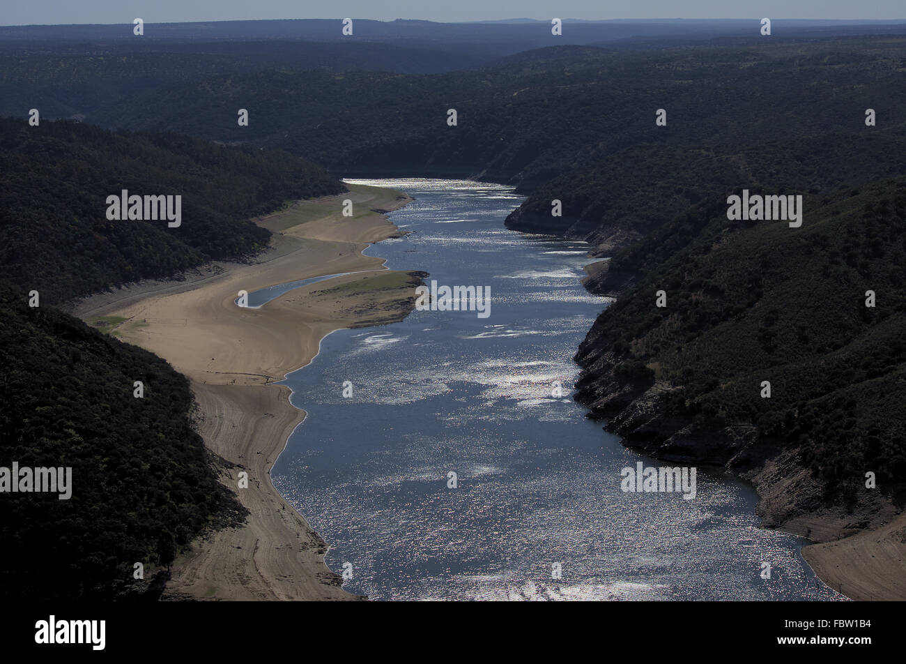 River tagus bank hi-res stock photography and images - Alamy