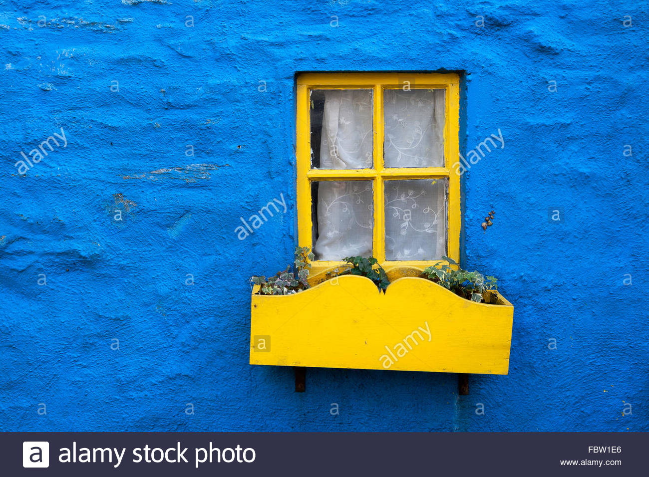 Yellow Window Frame Stock Photos & Yellow Window Frame Stock Images - Alamy