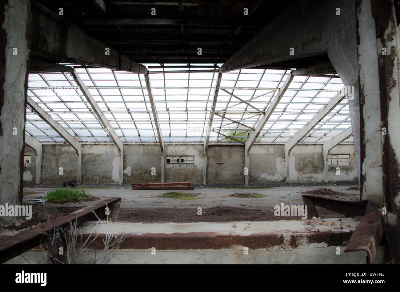 War damage hi-res stock photography and images - Alamy