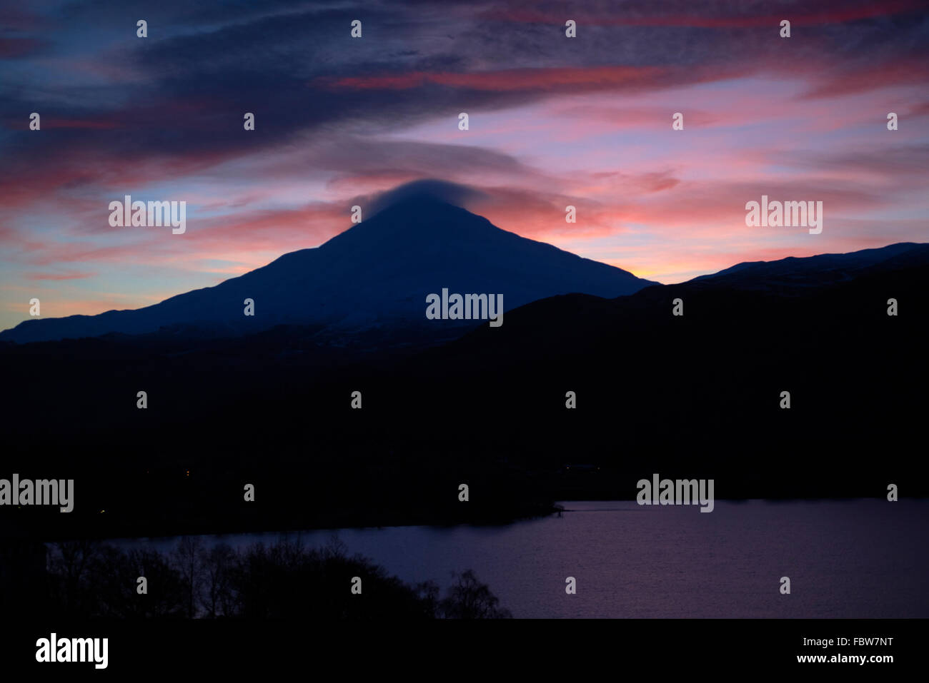 Winter sunrise behind Schiehallion (Loch Rannoch Scotland) with very ...