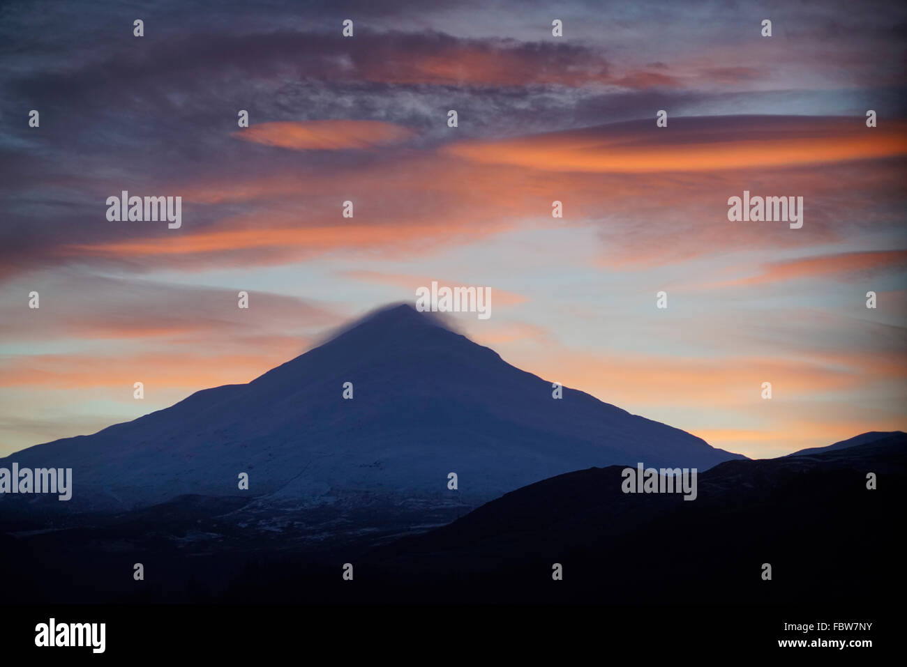 Winter sunrise behind Schiehallion (Loch Rannoch Scotland) with very ...