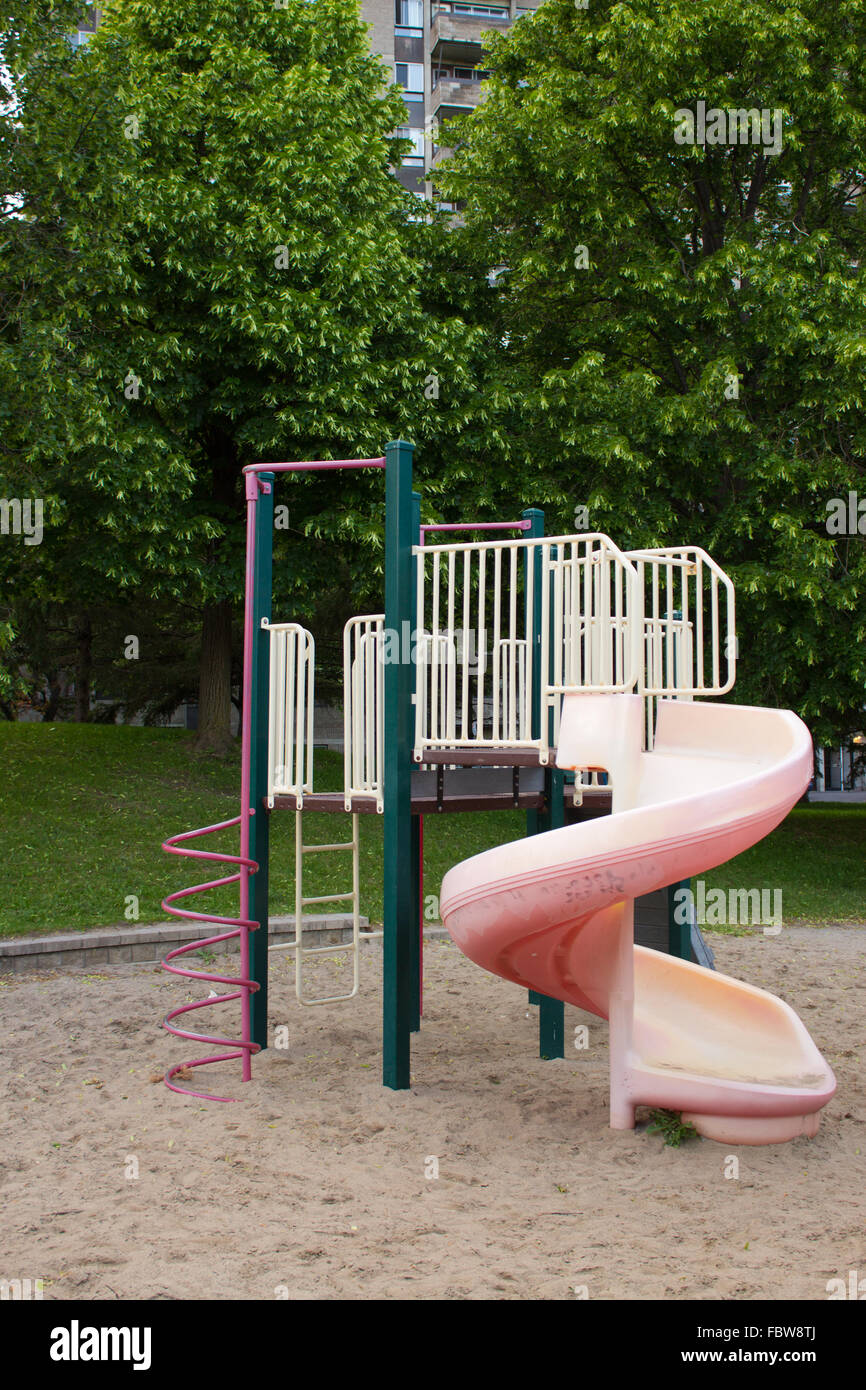 Play structure hi-res stock photography and images - Alamy