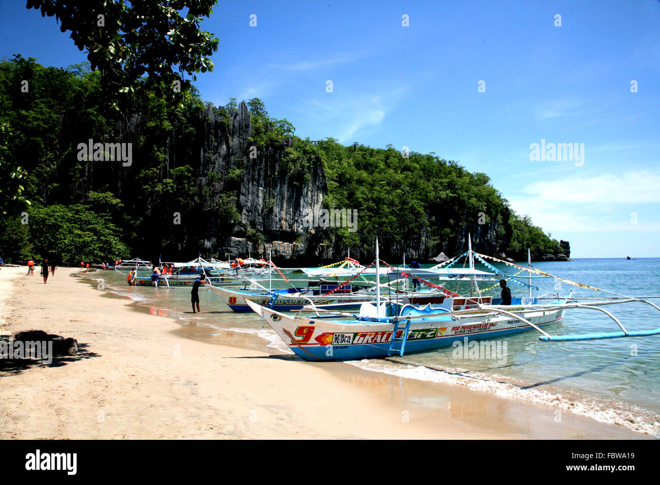 Philippines Palawan Sabang Trip boats at the beach near the ...