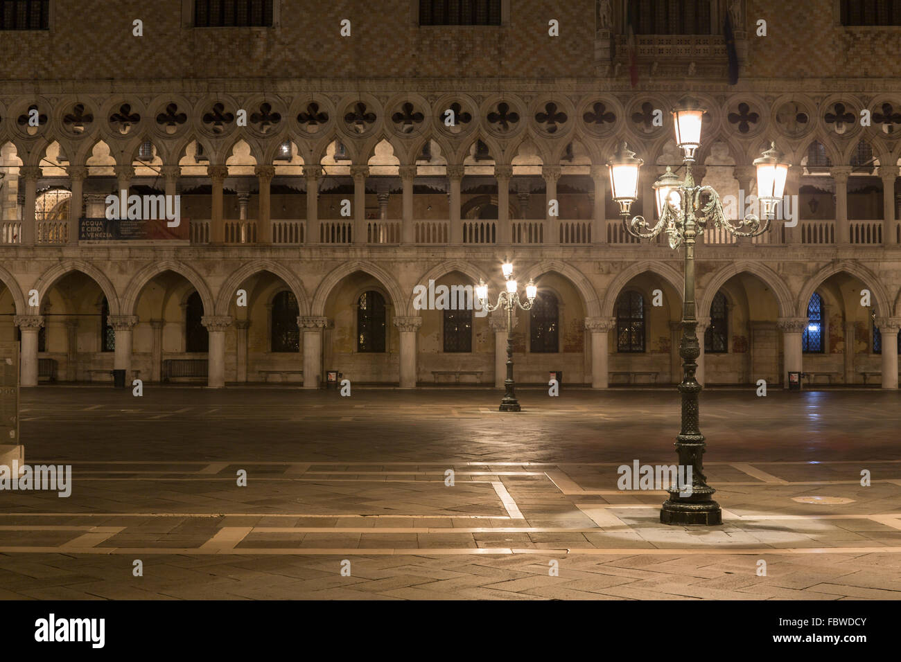 Piazzetta, National Library of St Marks and the Doge's Palace, Venice ...