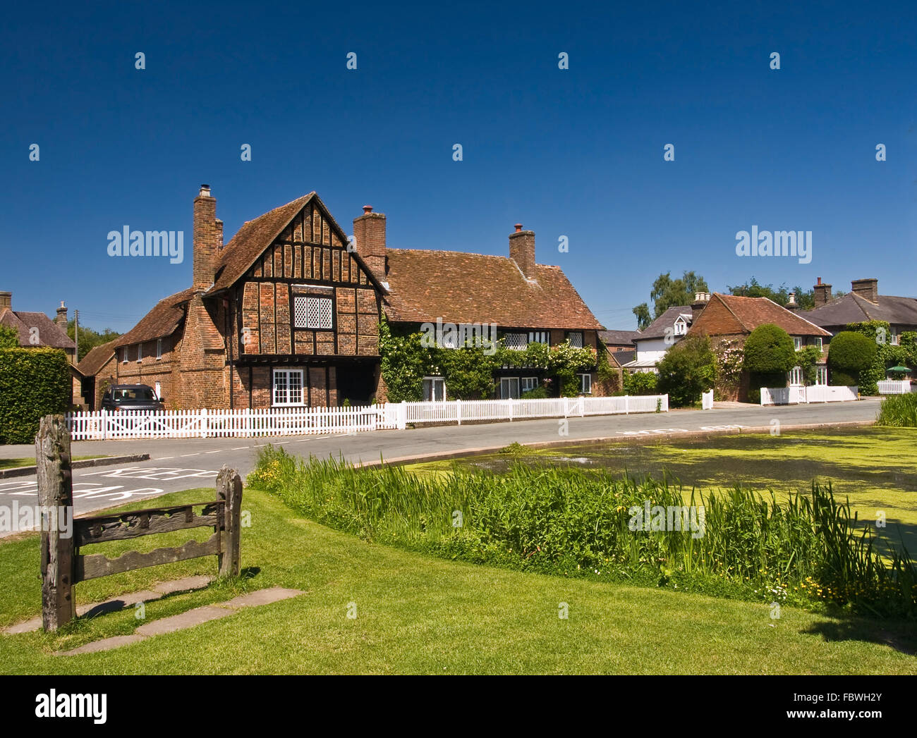 Aldbury hertfordshire hi-res stock photography and images - Alamy