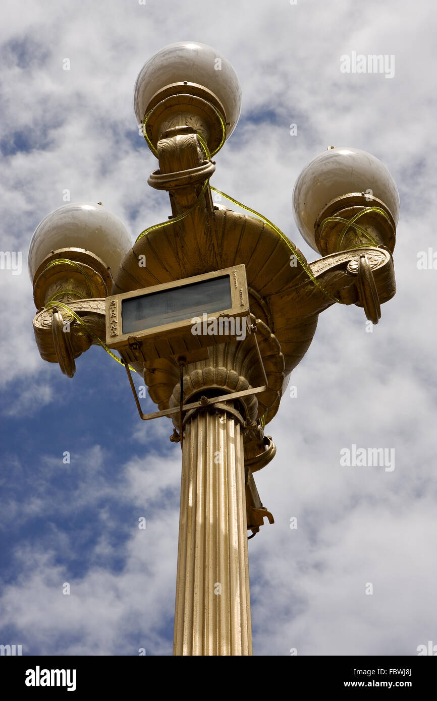 gold street lamp Stock Photo - Alamy