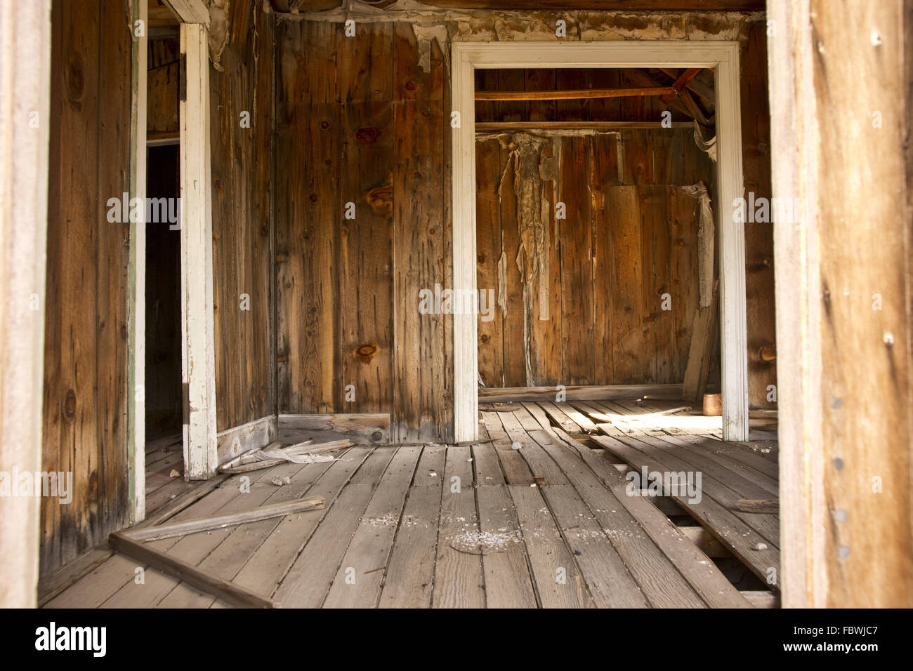 Rustic shacks hi-res stock photography and images - Alamy