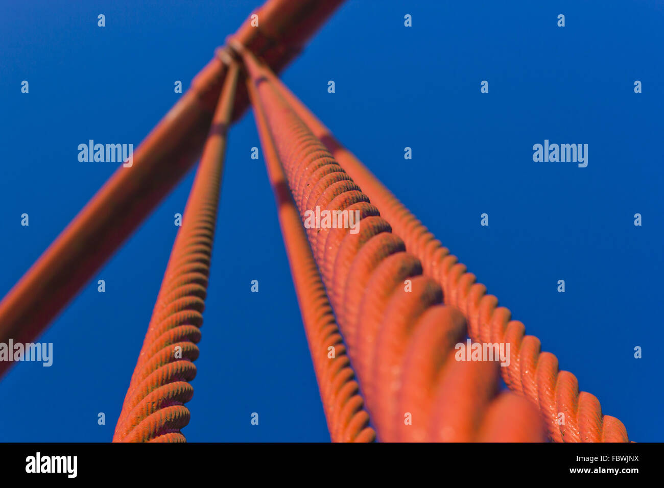 Golden gate bridge close up hi-res stock photography and images - Alamy