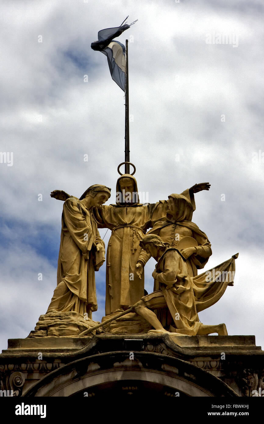Statue man suit hi-res stock photography and images - Alamy