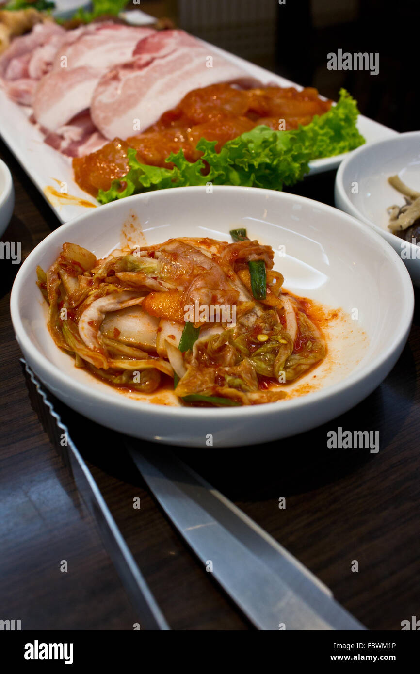 White gimchi korea hi-res stock photography and images - Alamy