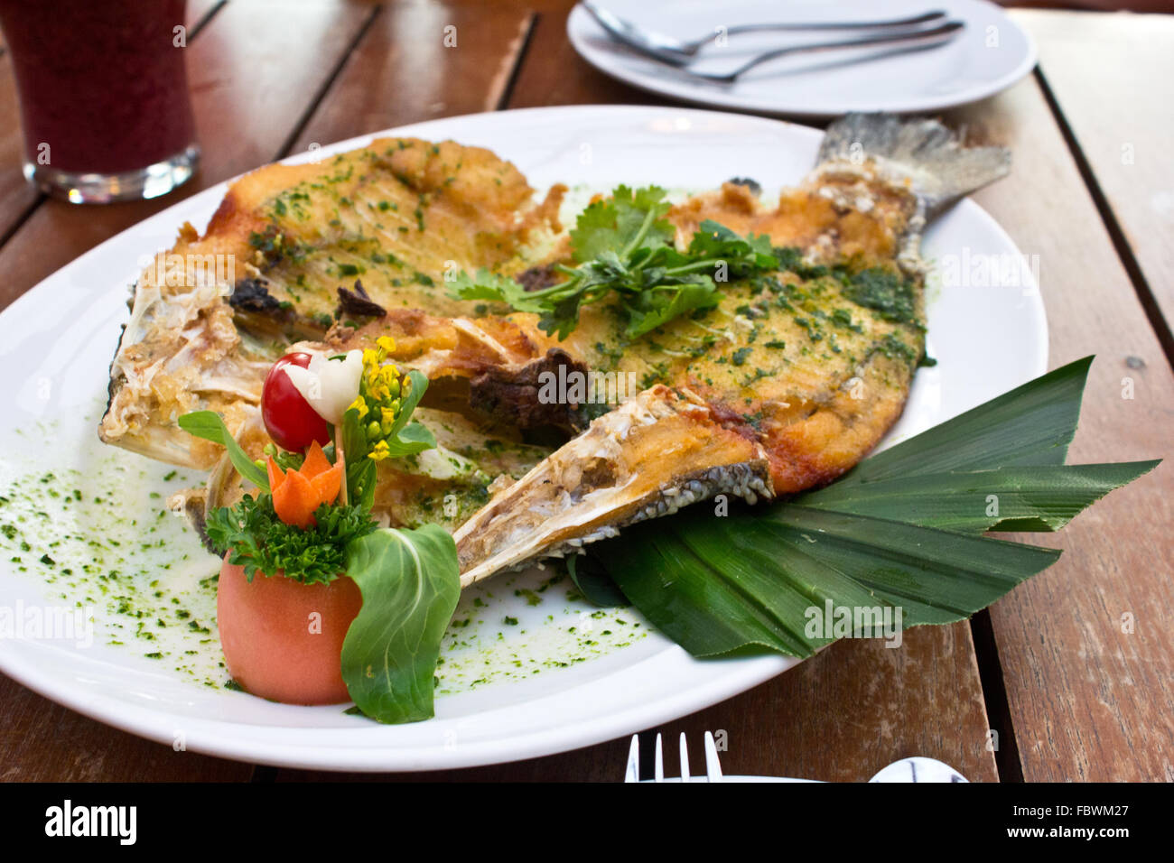 Fried red snapper hi-res stock photography and images - Alamy