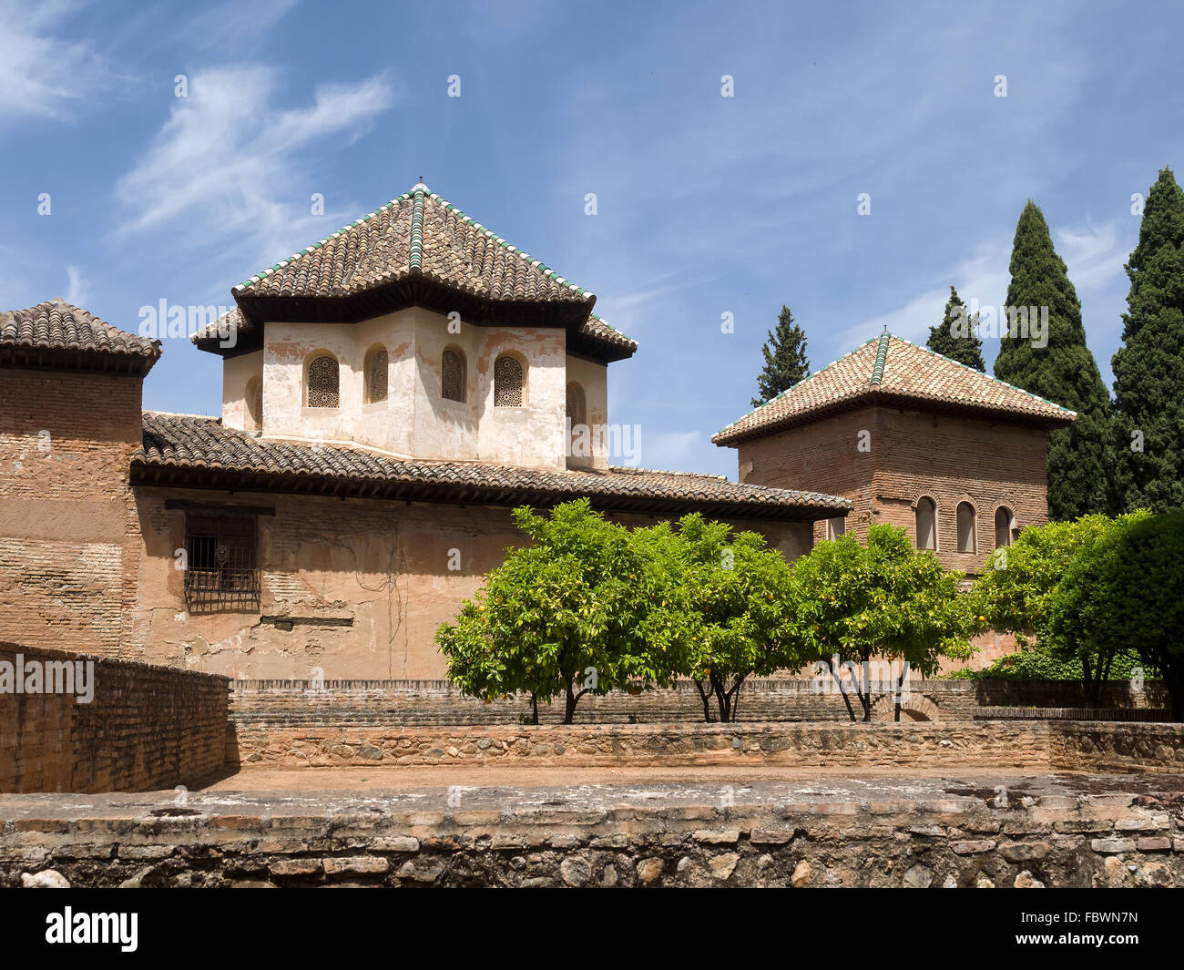 Alhambra ancient andalucia hi-res stock photography and images - Alamy