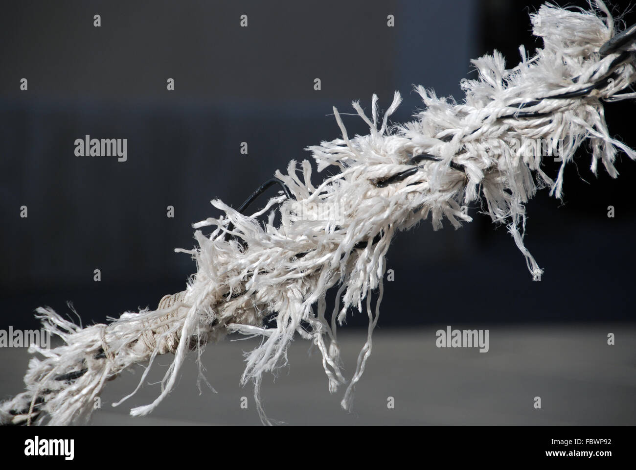 Rope unraveling hi-res stock photography and images - Alamy