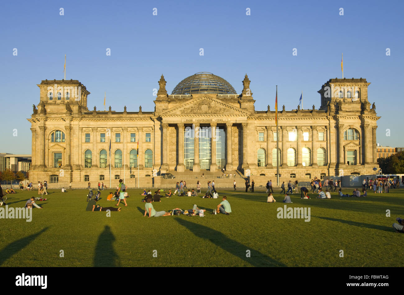 Summer berlin hi-res stock photography and images - Alamy