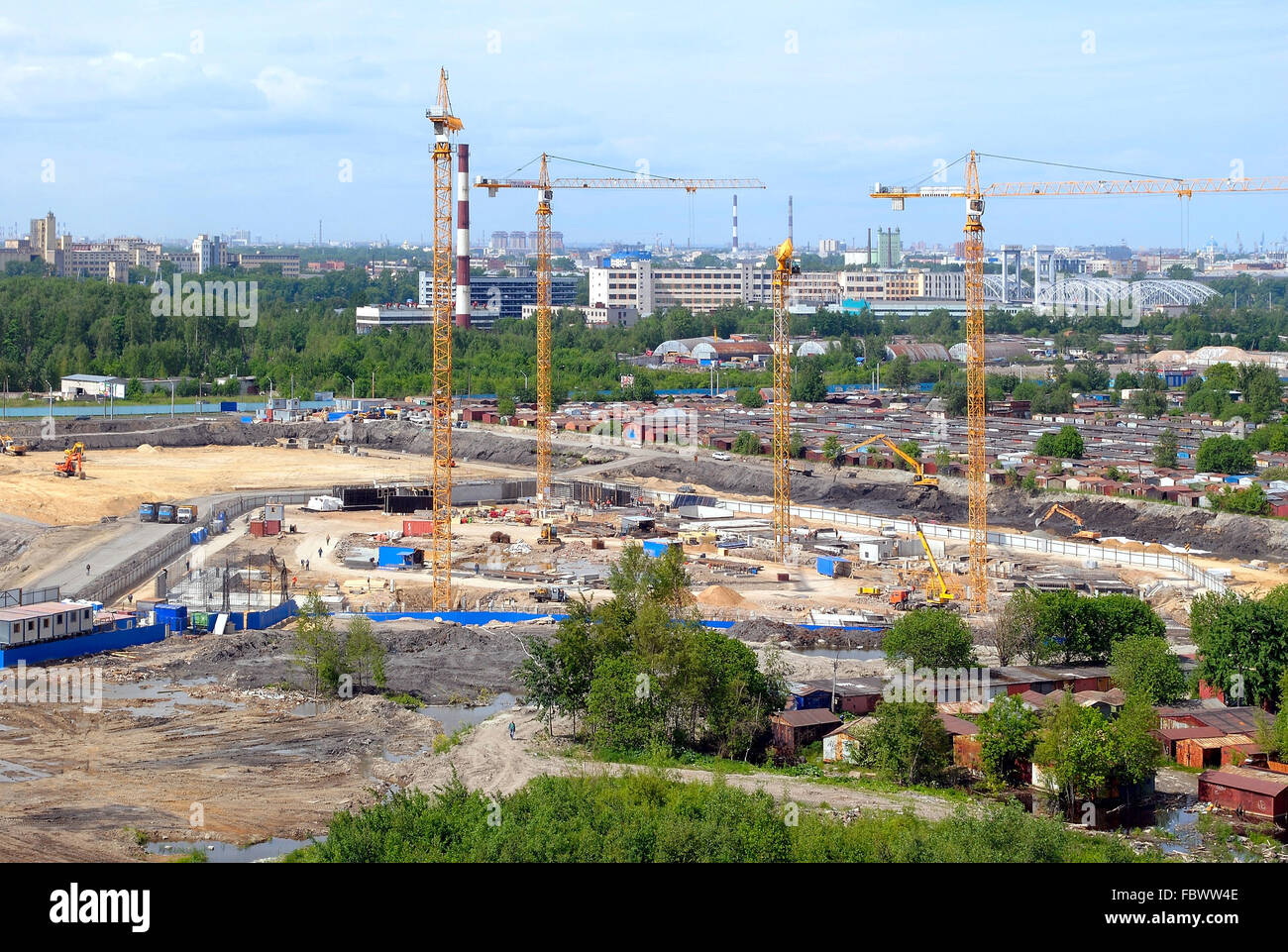 Construction site hoisting hi-res stock photography and images - Alamy