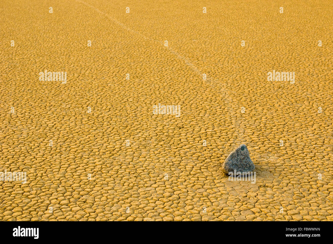 Sailing stones in the Racetrack Playa, Death Valley, California Stock ...
