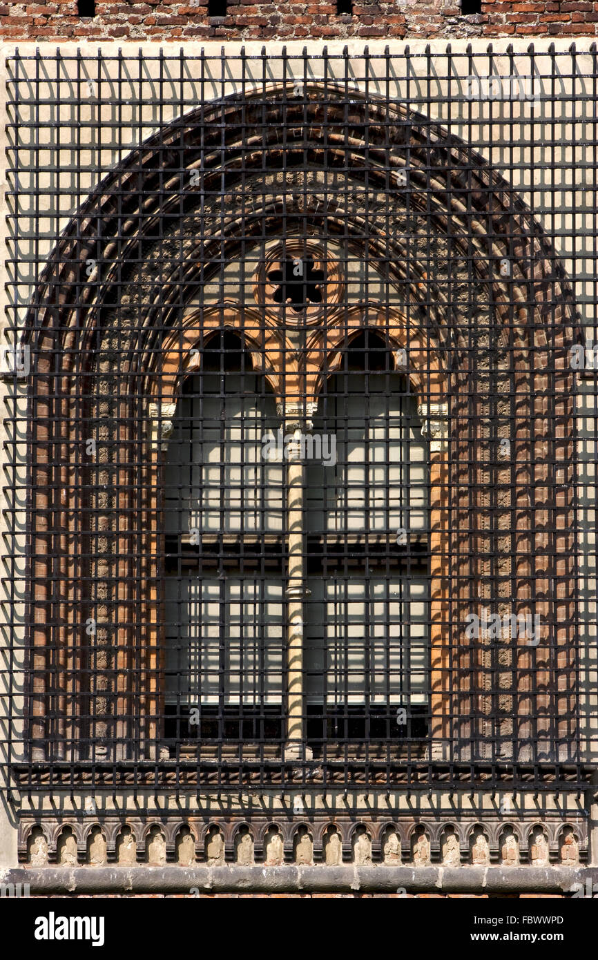 brick and window Stock Photo - Alamy