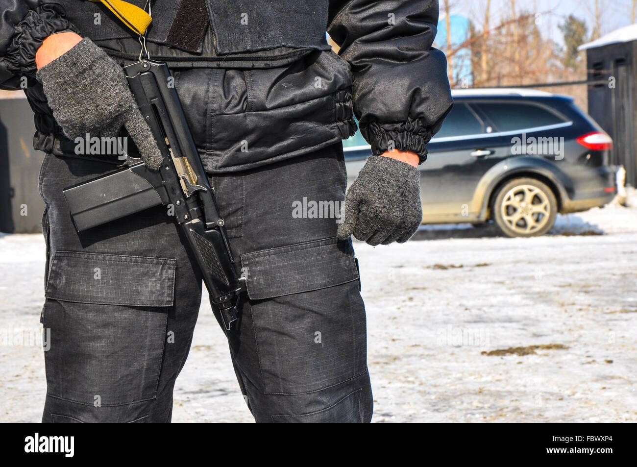 Policeman on duty hi-res stock photography and images - Alamy