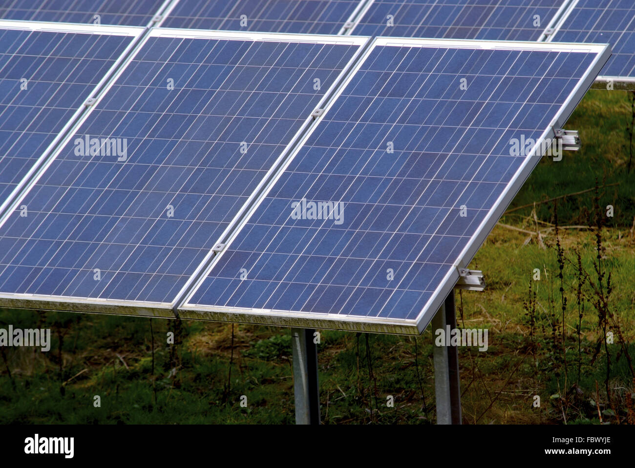 Solar board hi-res stock photography and images - Alamy