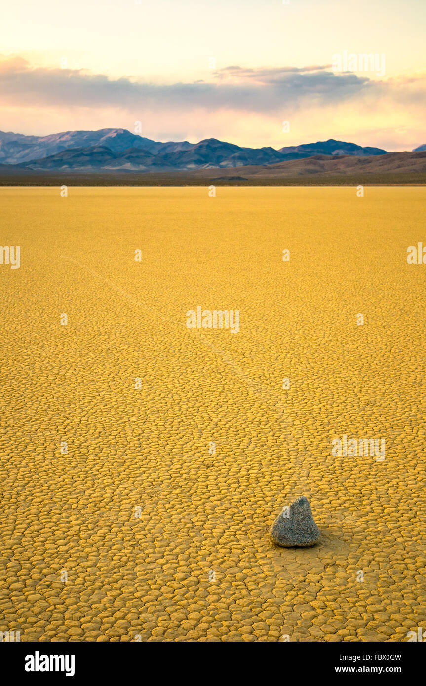 Sailing stones in the Racetrack Playa, Death Valley, California Stock ...