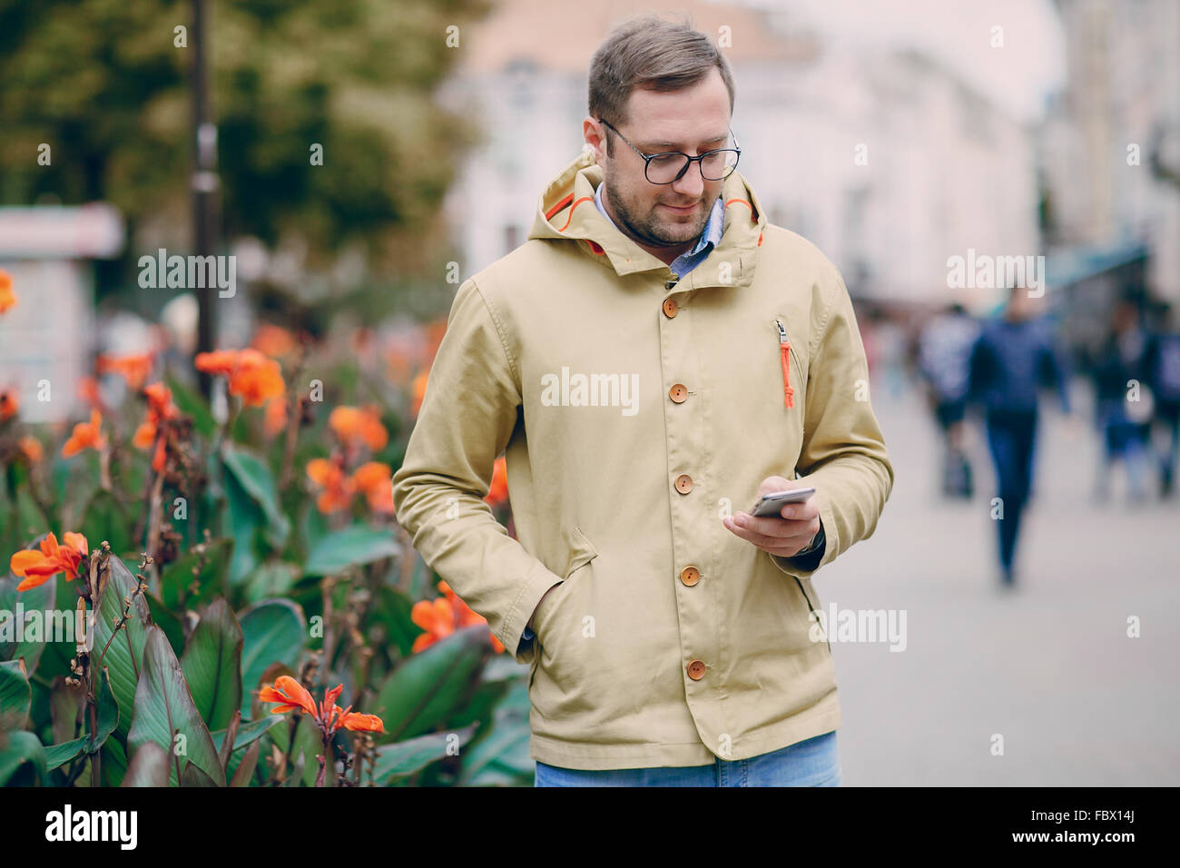man with phone Stock Photo - Alamy