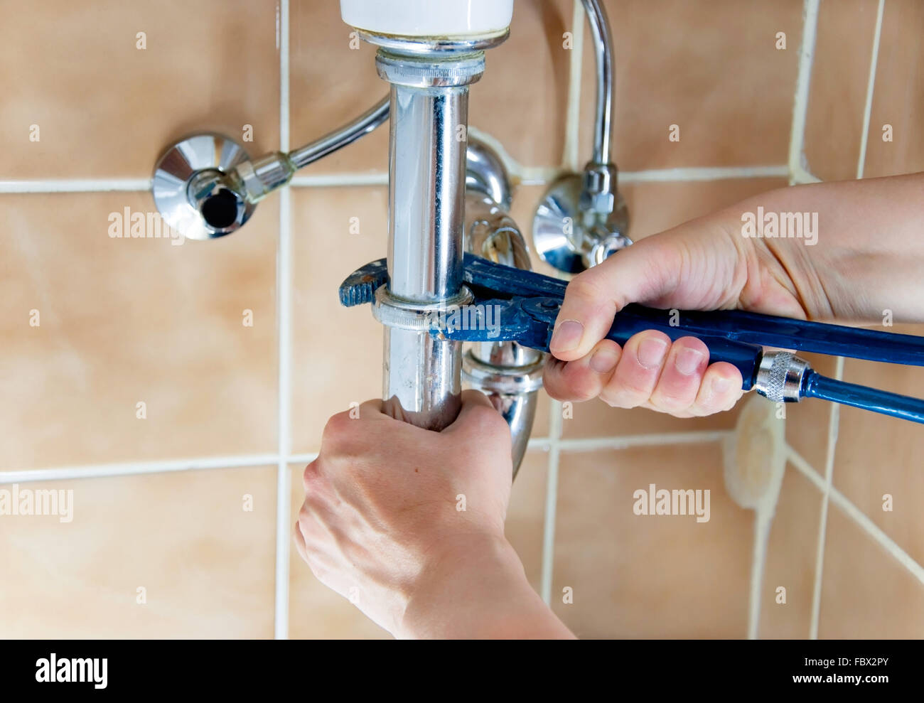 Bad plumbing hi-res stock photography and images - Alamy