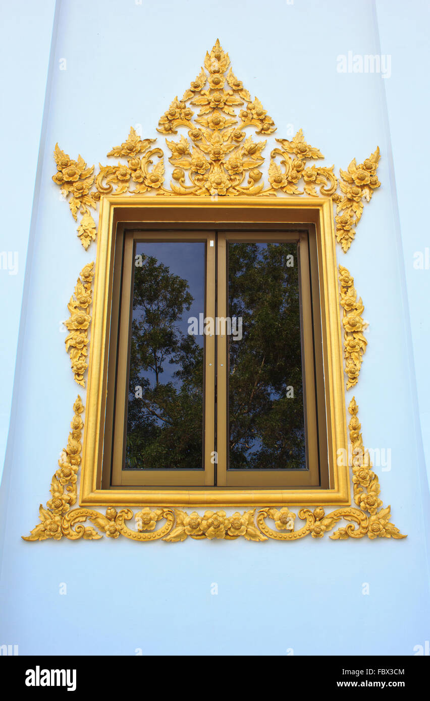 Thai temple window hi-res stock photography and images - Alamy