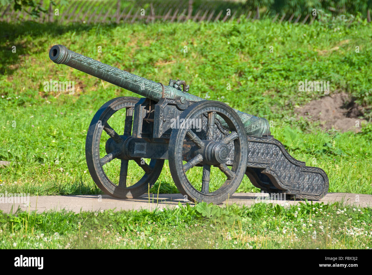 Artillery piece hi-res stock photography and images - Alamy