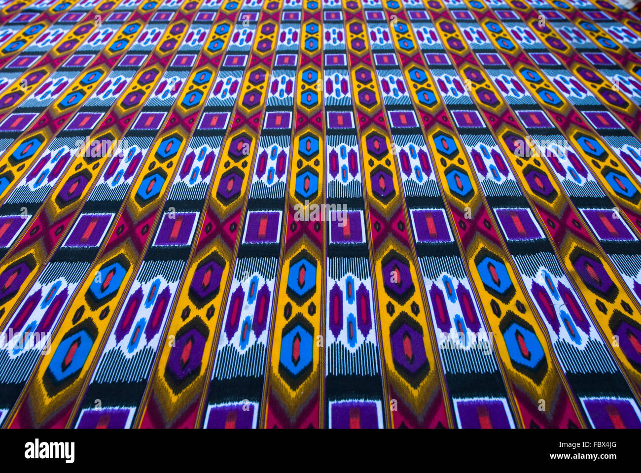 Uzbek traditional clothing hi-res stock photography and images - Alamy