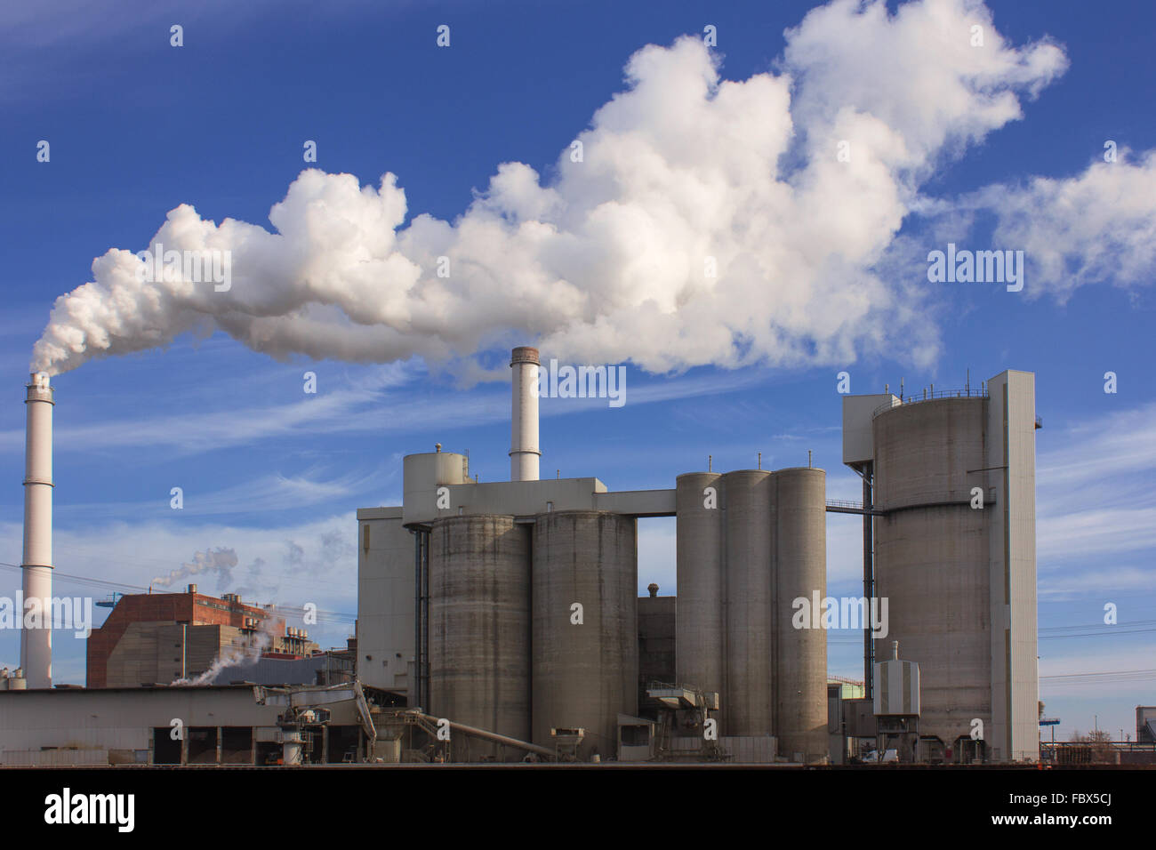 Water cogeneration plant hi-res stock photography and images - Alamy