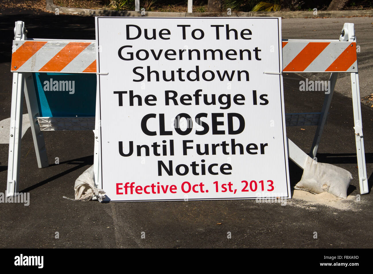 Office shutdown hi-res stock photography and images - Alamy